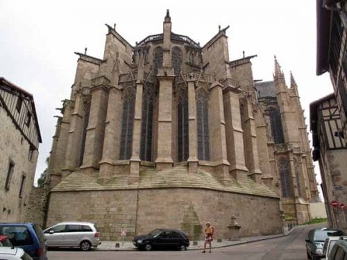 Way of Vézelay – Via Lemovicensis – GR654 – Walking in France